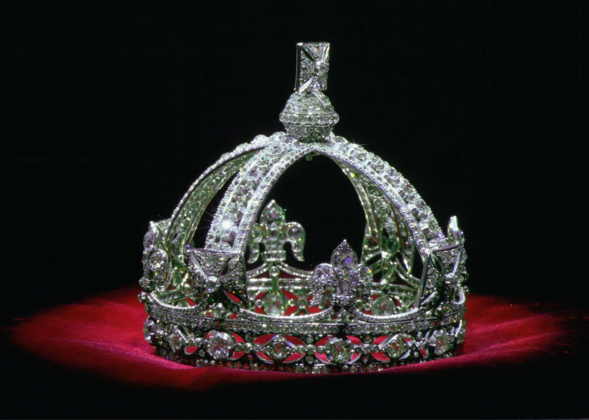 Spectacular royal crowns fit for heads of state