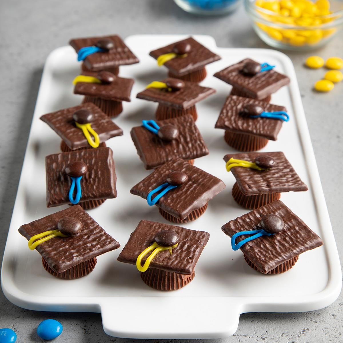 55 Easy Graduation Desserts Worth Celebrating