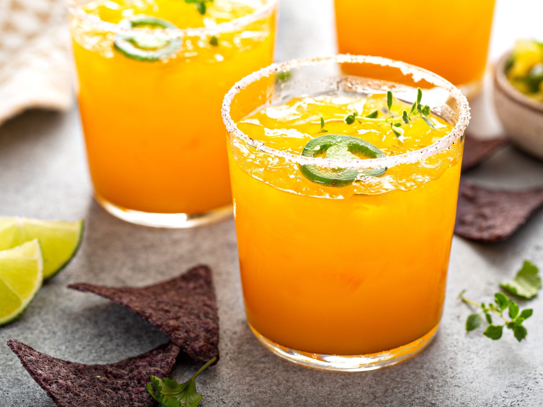 新技能Get！调酒师教你如何在家调制玛格丽特鸡尾酒