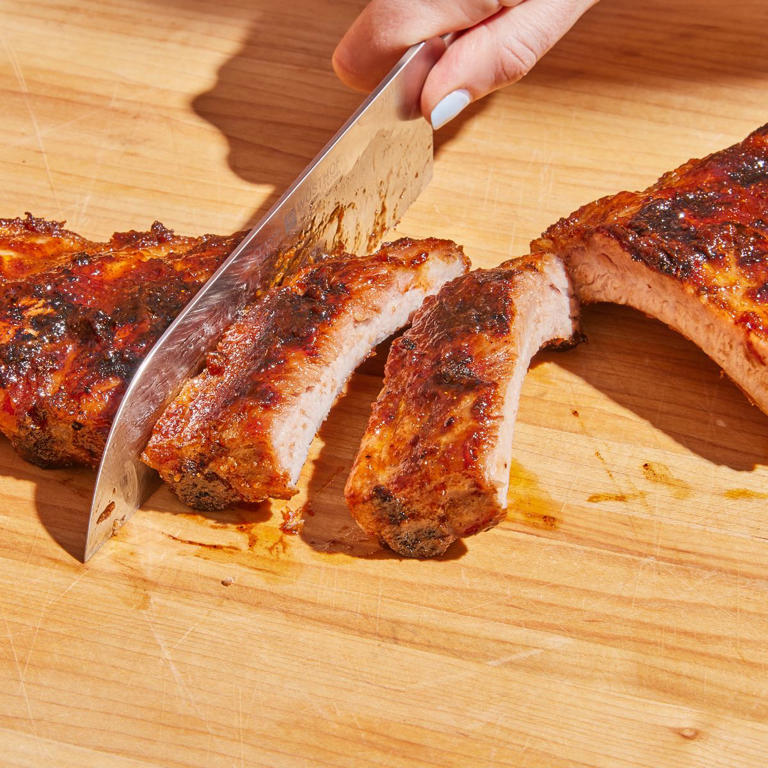 This Is The Best & Only Way To Grill Perfectly Tender Ribs