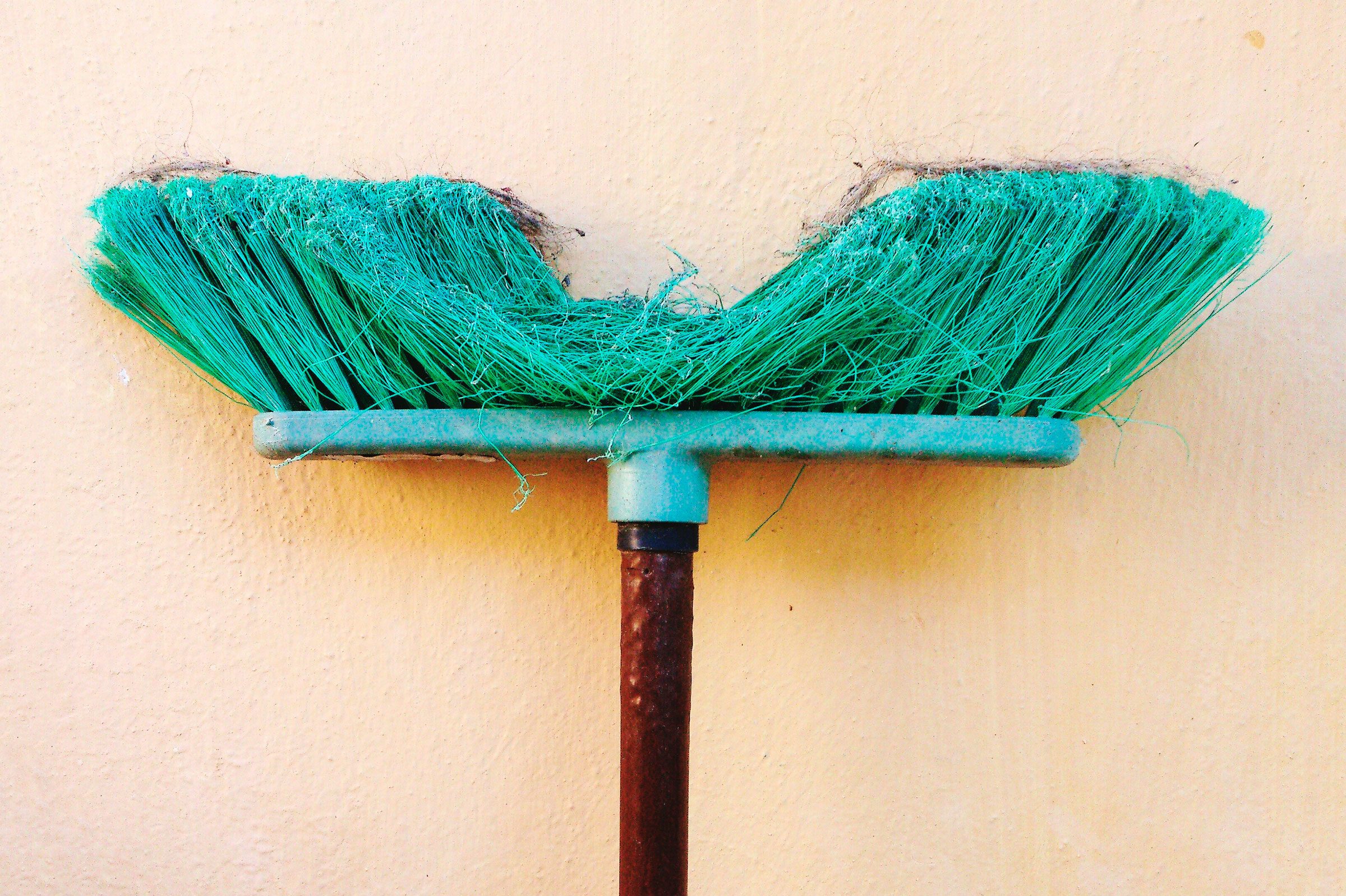 41 Things in Your House That a Professional Organizer Would Throw Out