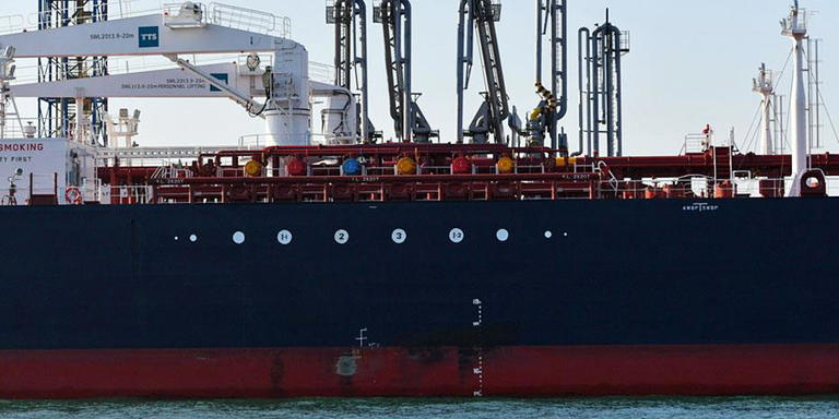 Η τουρκική ναυτιλιακή εταιρεία Ciner Shipping μετακομίζει στην Ελλάδα