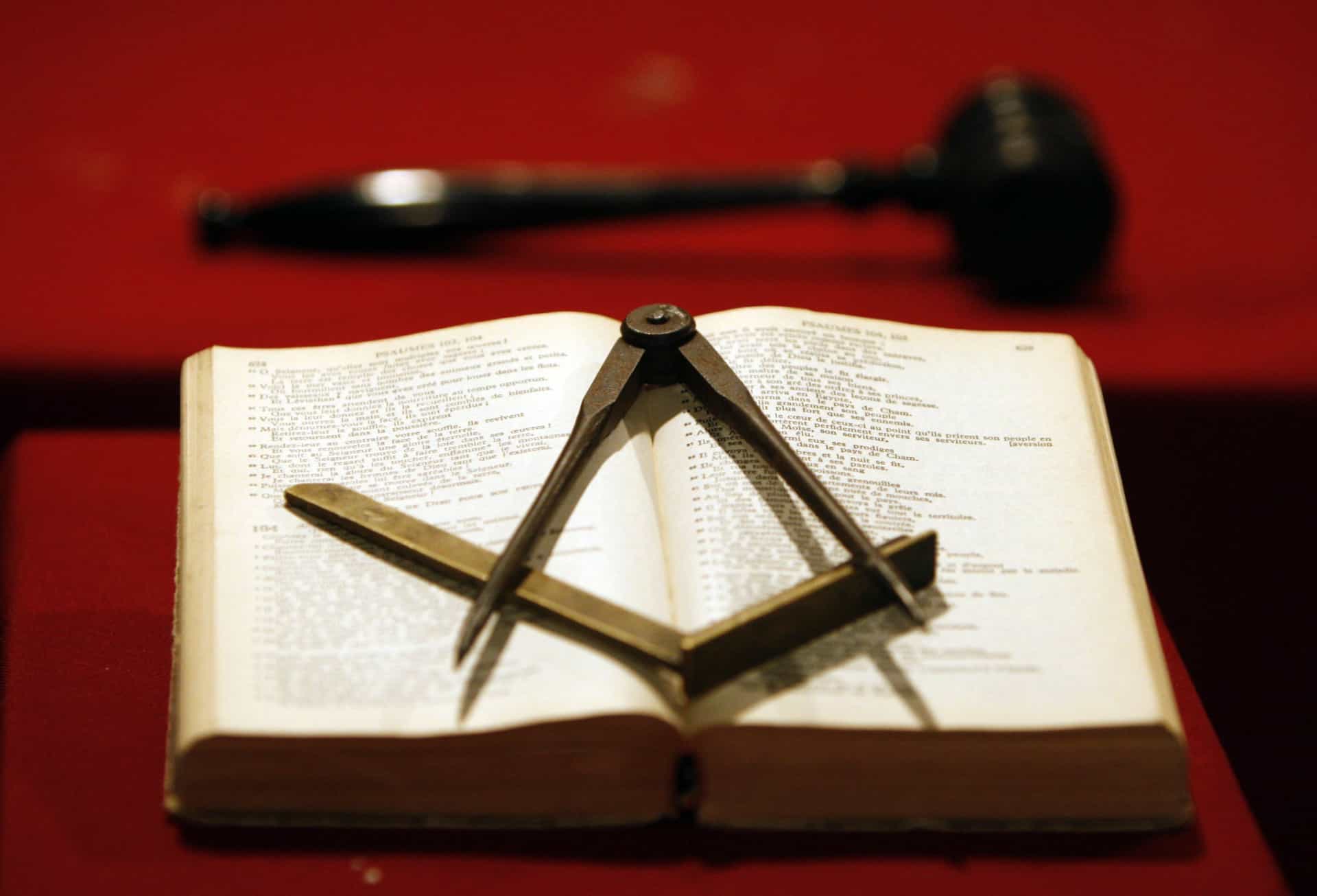 Decoding the symbolism of Freemasonry