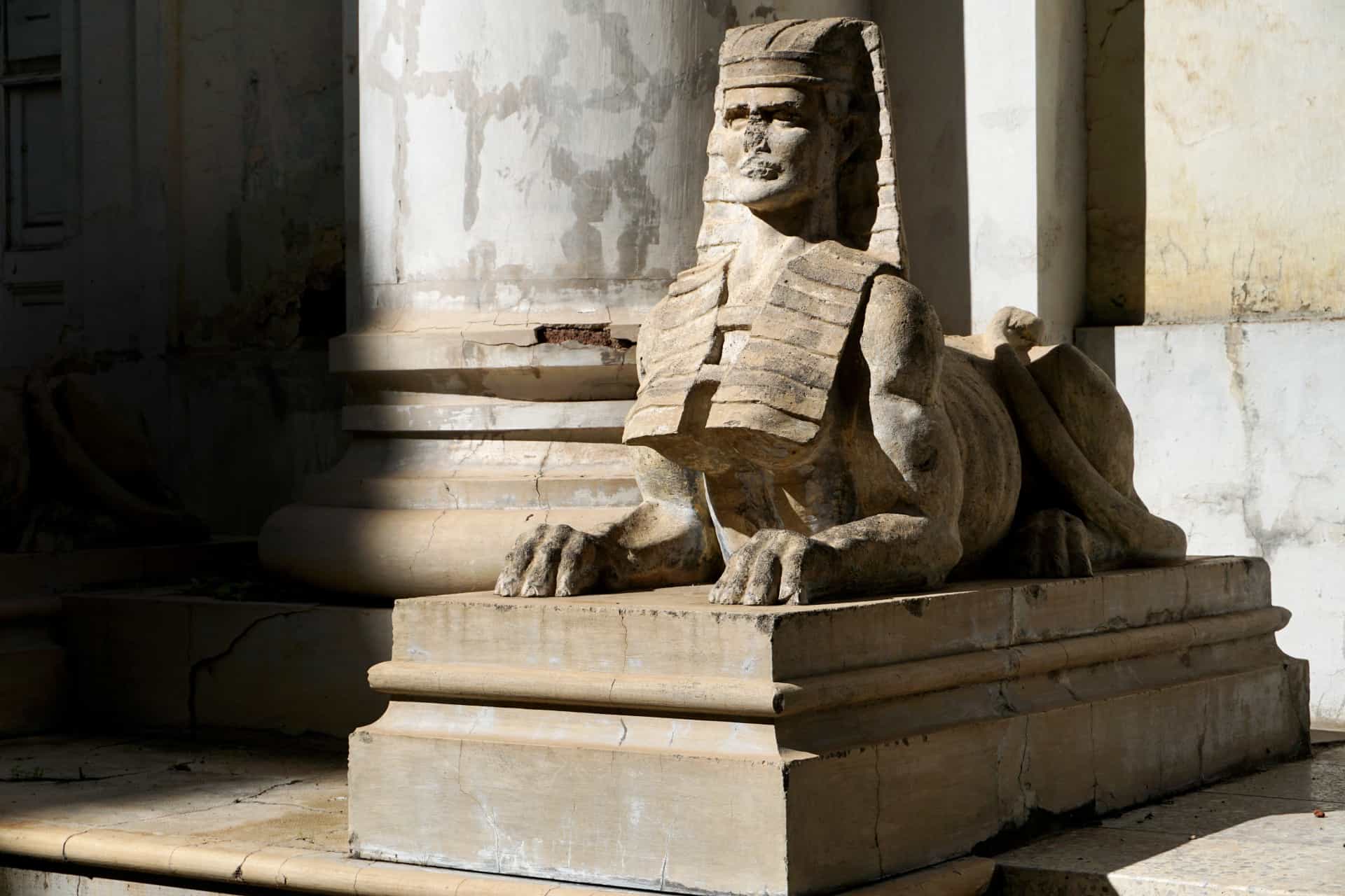 Decoding the symbolism of Freemasonry