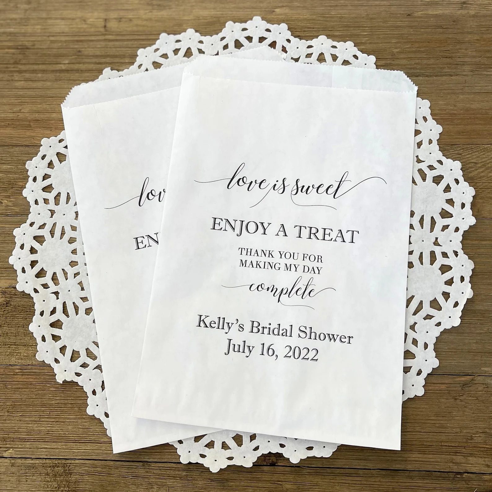 16 pretty and practical bridal shower favors