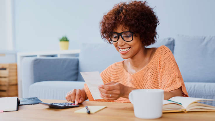 7 Bills Should You Pay Yearly Instead of Monthly? 7 Bills Should You Pay Yearly Instead of Monthly?