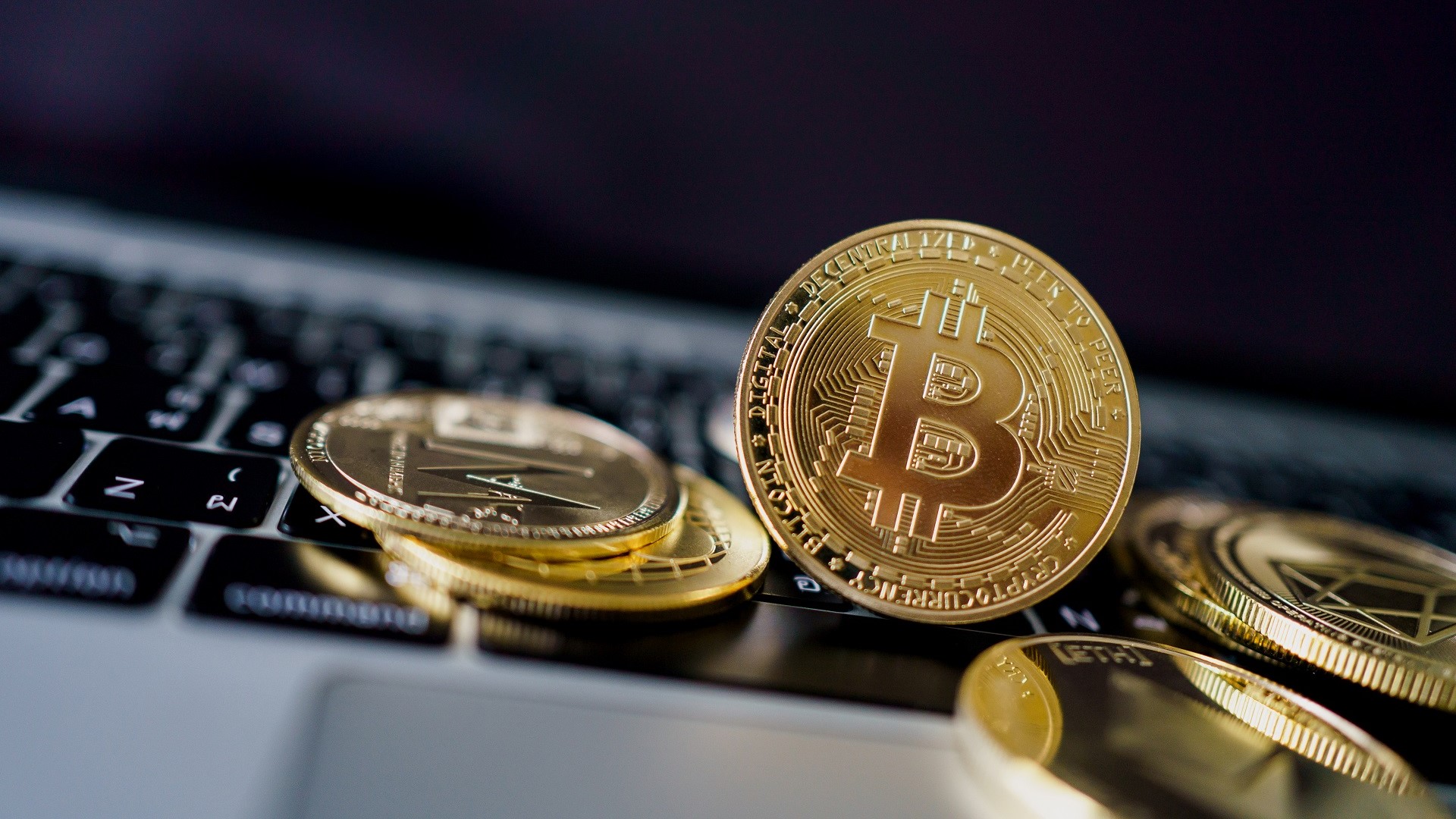 7 Best Bitcoin ETFs To Watch or Invest In Right Now