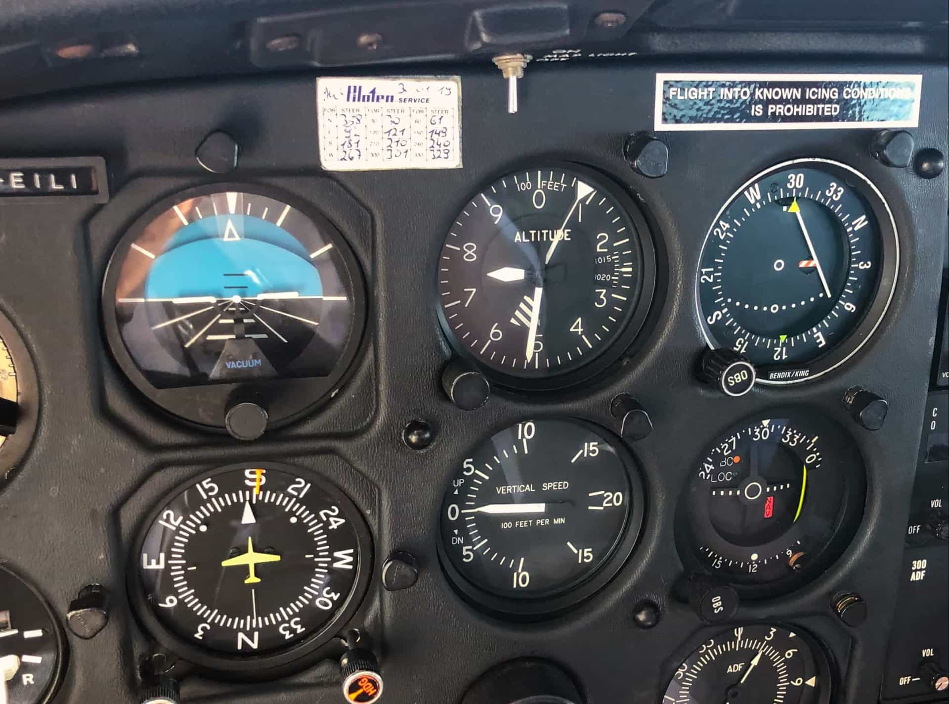 How to land a plane in an emergency