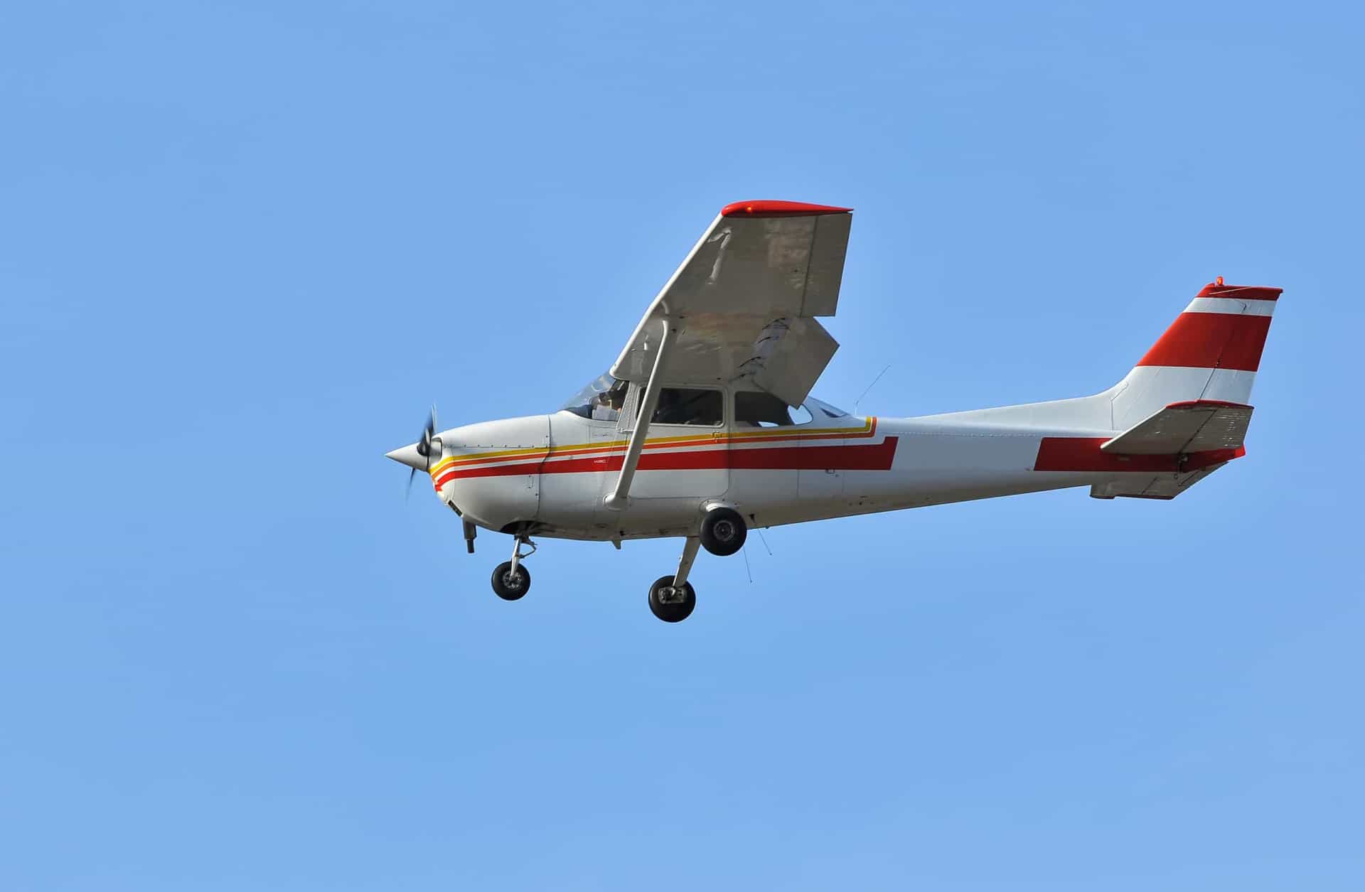 How to land a plane in an emergency