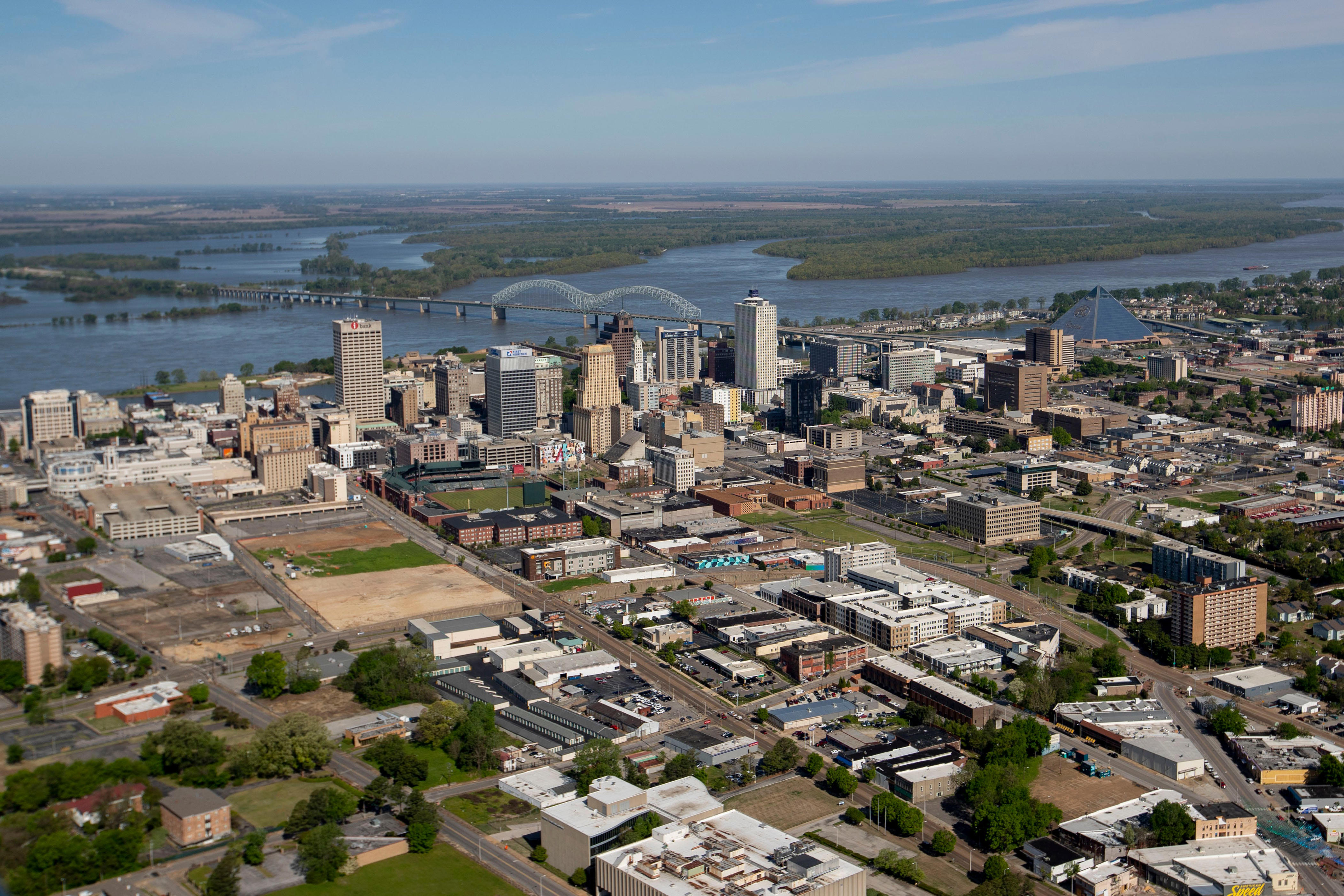 Memphis population drop leaves it only major TN city losing people