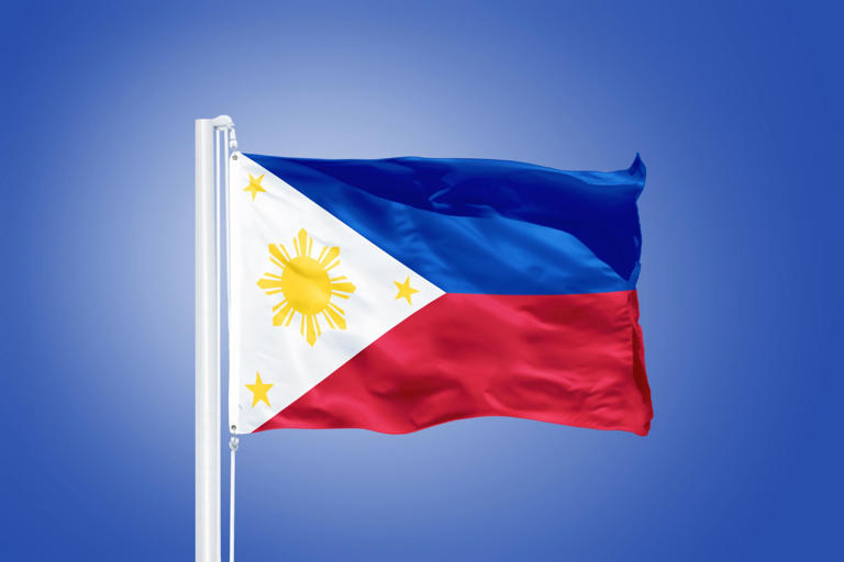 25 world flags and their hidden meanings