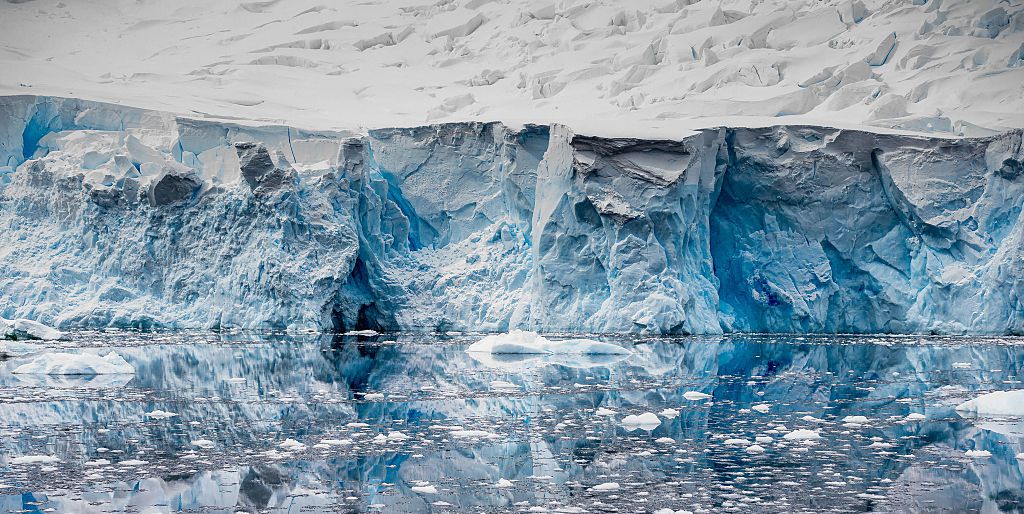 Scientists Discover Three Giant Antarctic Valleys