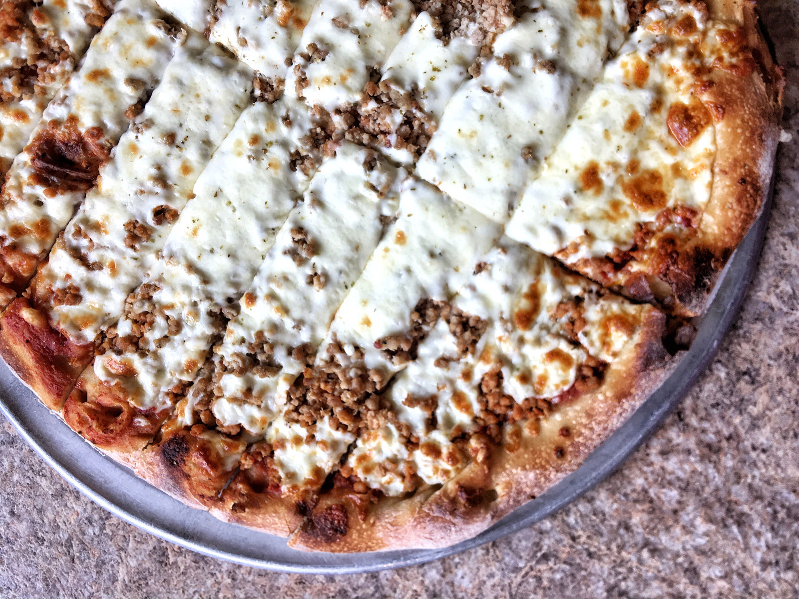 This Midwest Region You've Probably Never Heard of Makes the Best Pizza ...