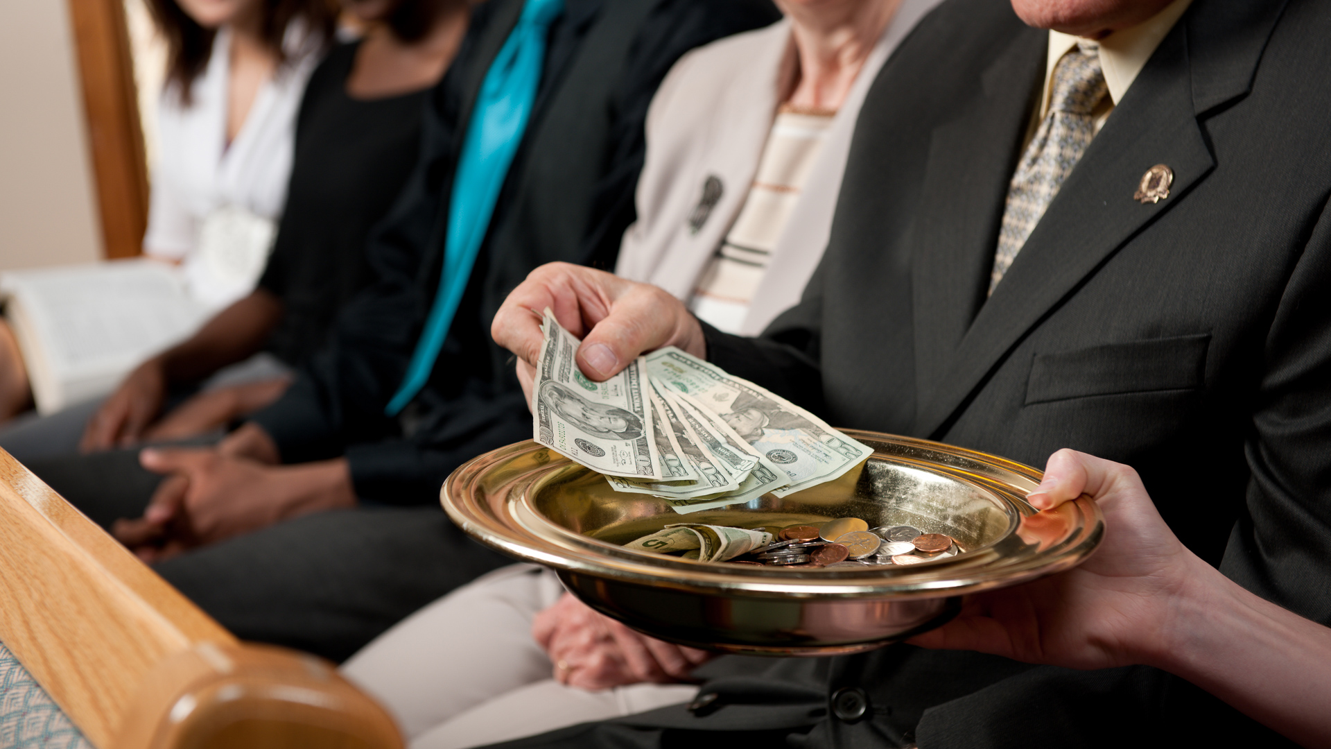 29 Careless Ways Retirees Waste Money