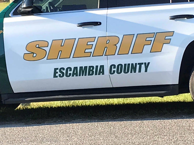 Residents urged to 'stay clear' of SWAT team operation in Ferry Pass