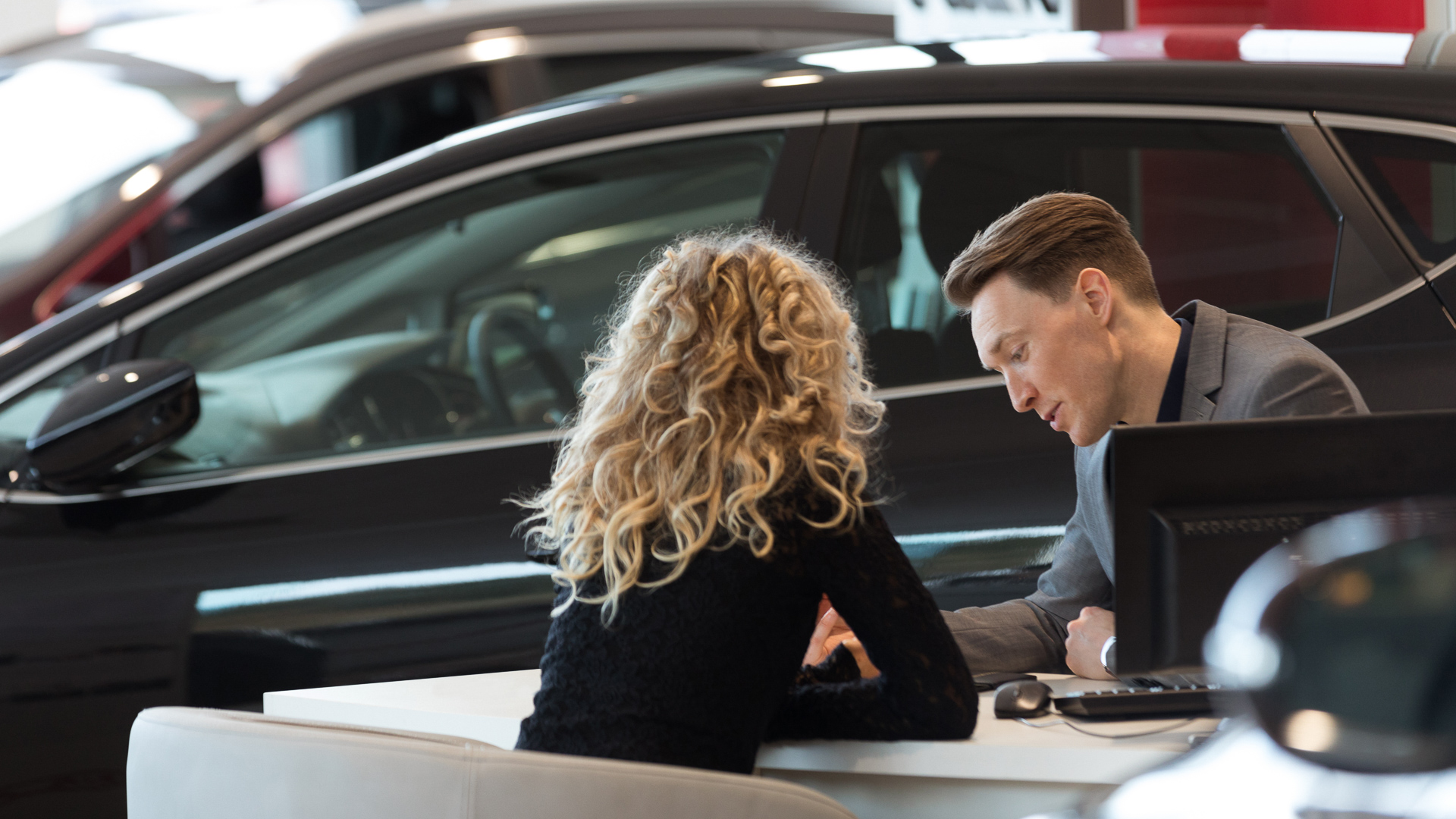 28 Tips for Negotiating With Car Dealers