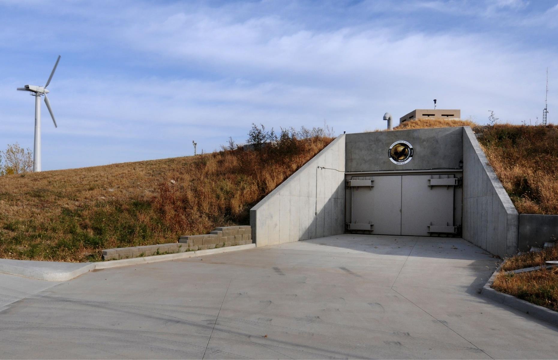 10 of the world's strongest disaster-proof homes