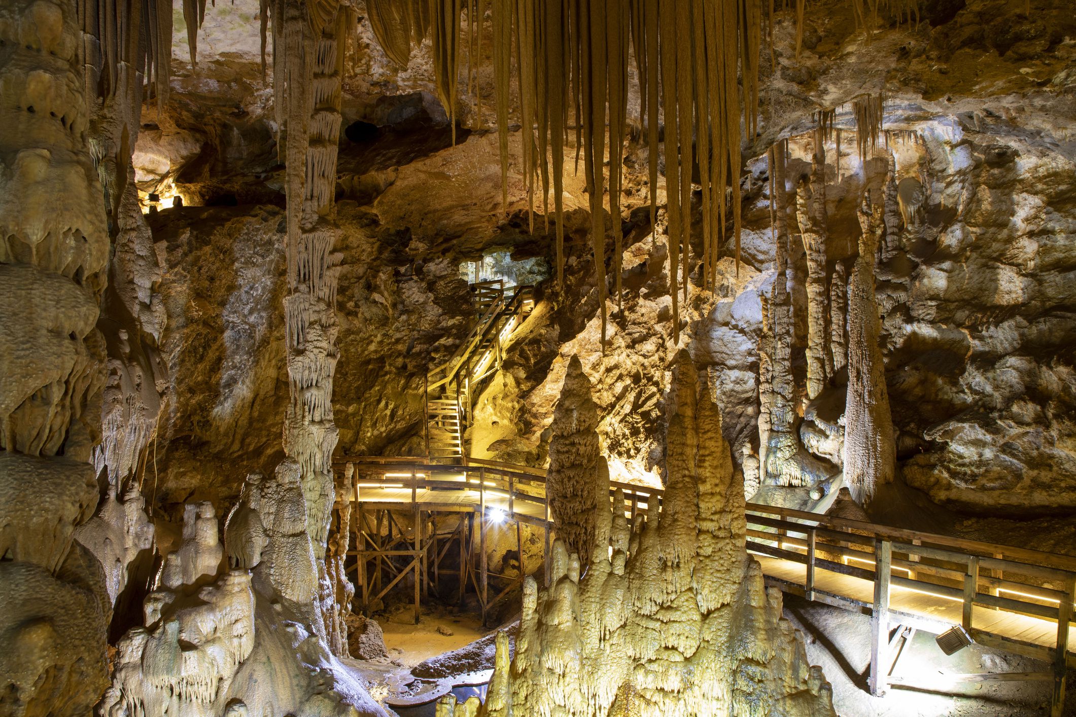 41+ of the World's Most Amazing Underground Wonders