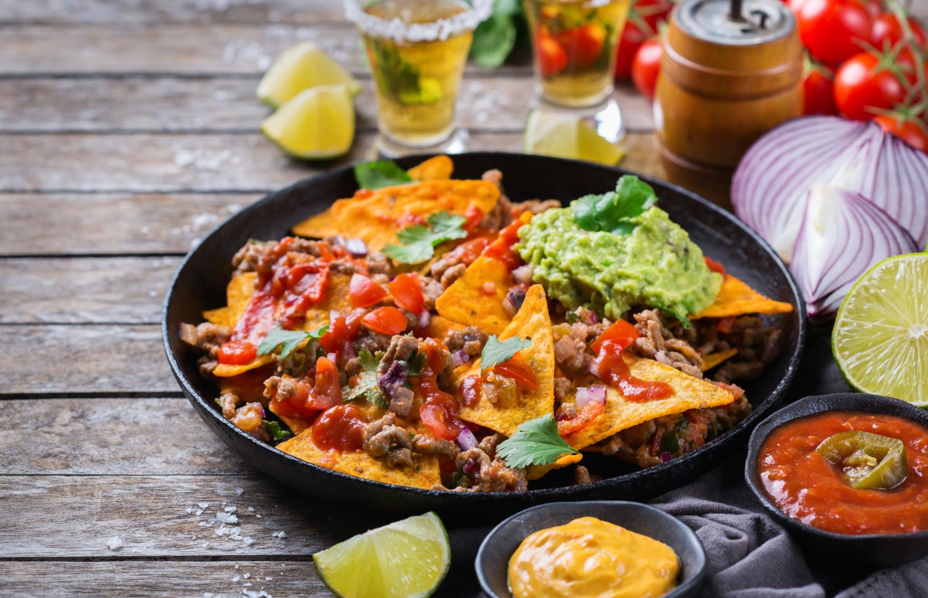 Make The ULTIMATE Homemade Nachos With These Handy Hacks