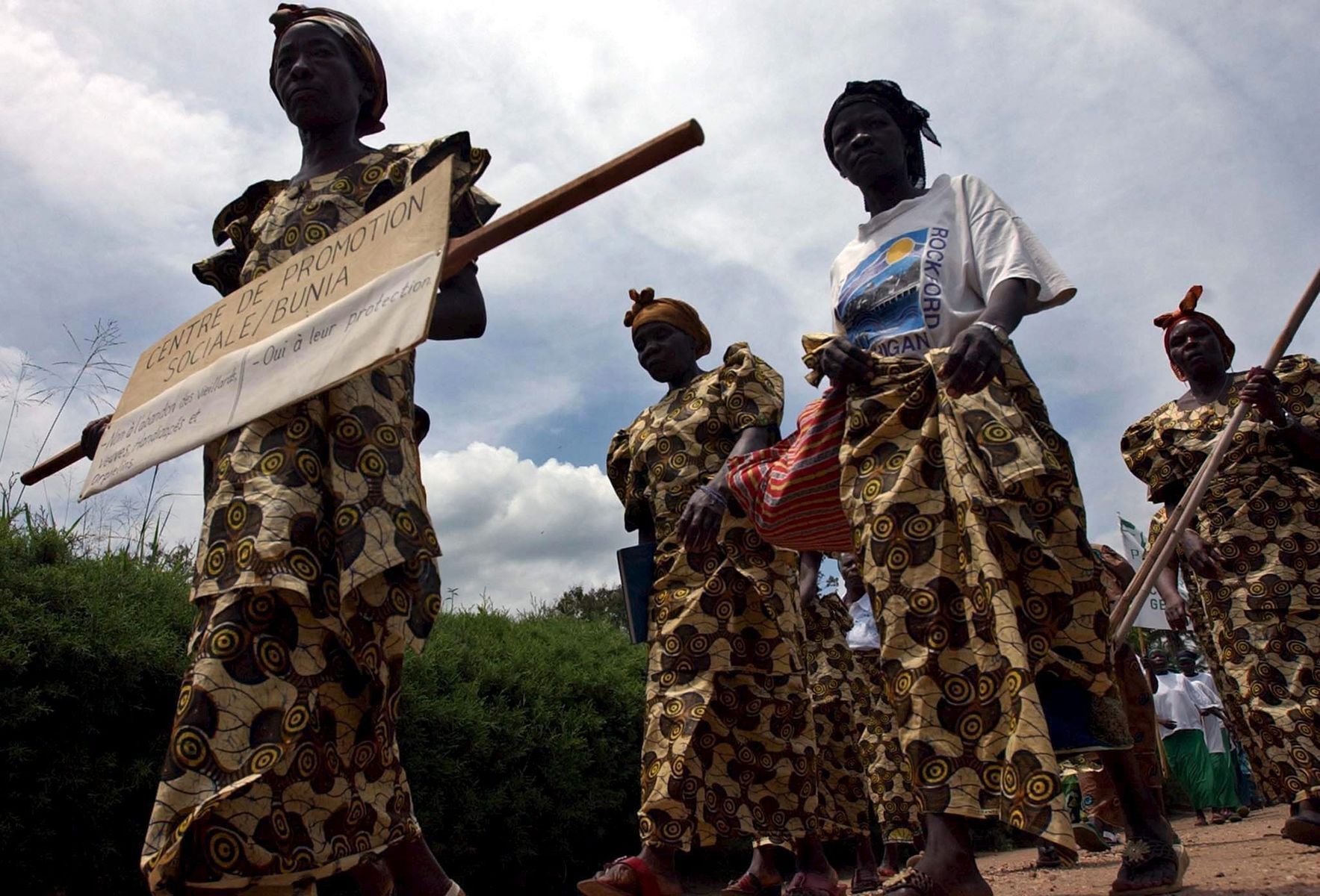 50 powerful photos of women fighting for their rights