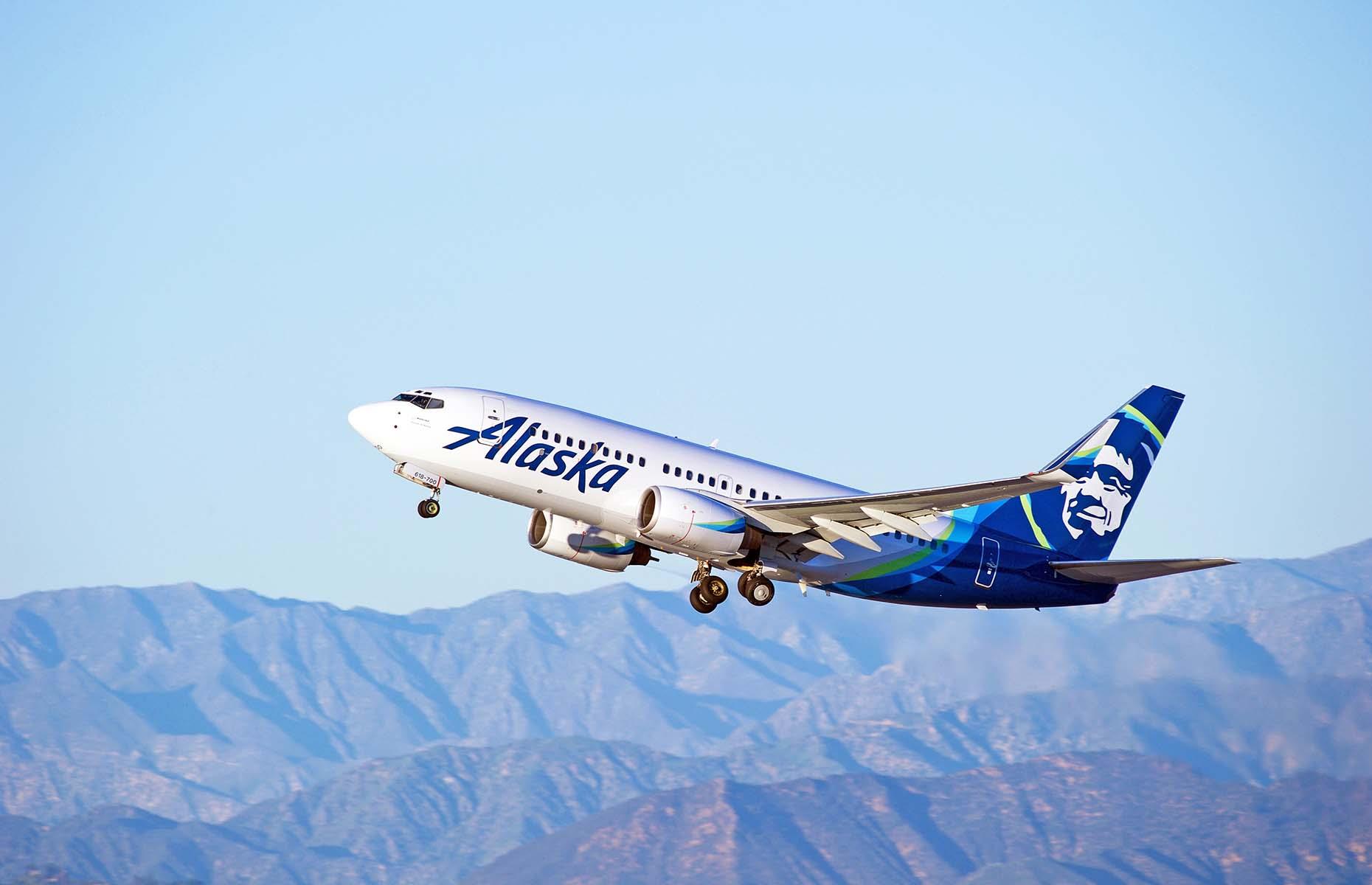 Can you identify these famous airlines from their logos?