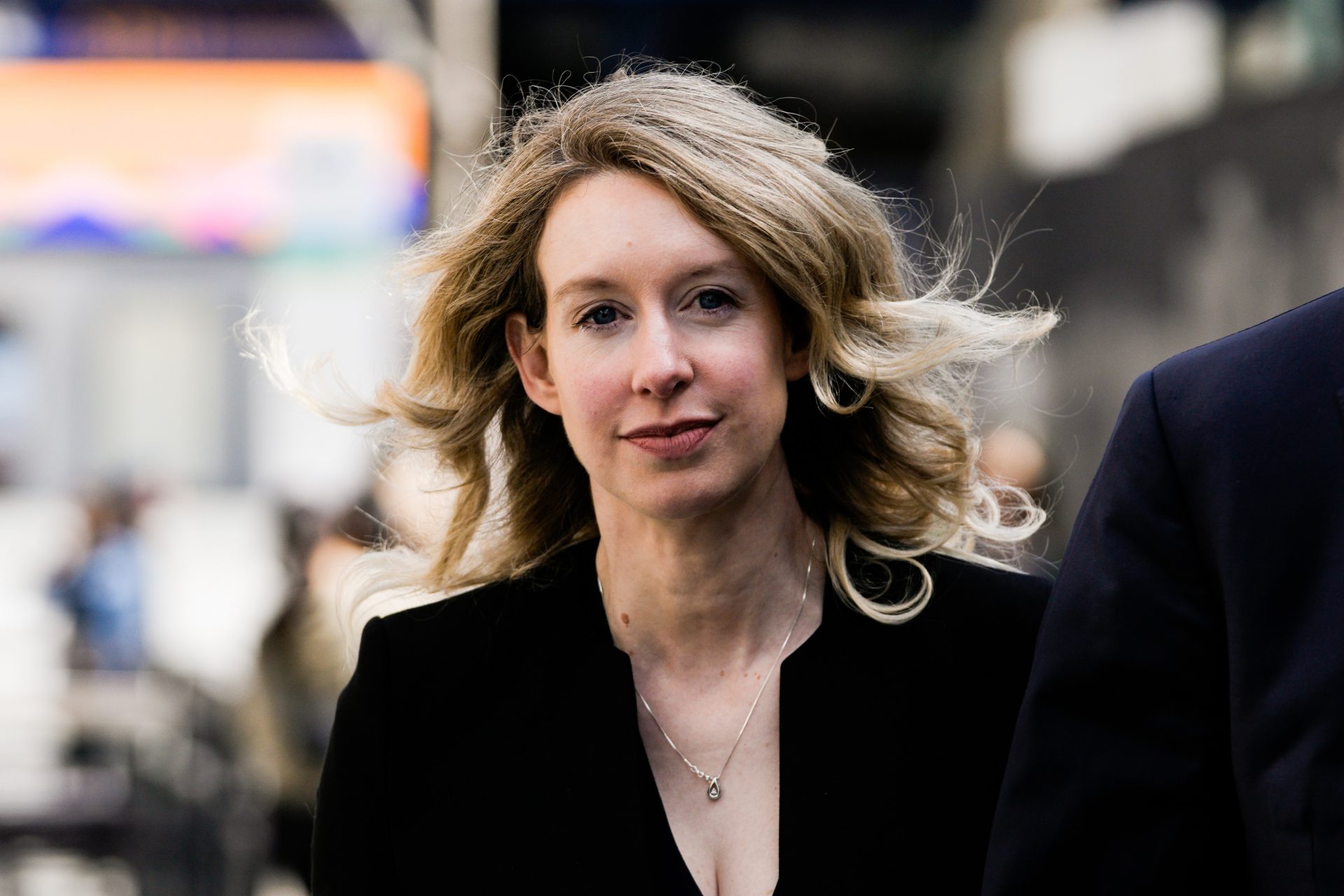 Federal Prison Camp Bryan: This is how Theranos founder Elizabeth ...