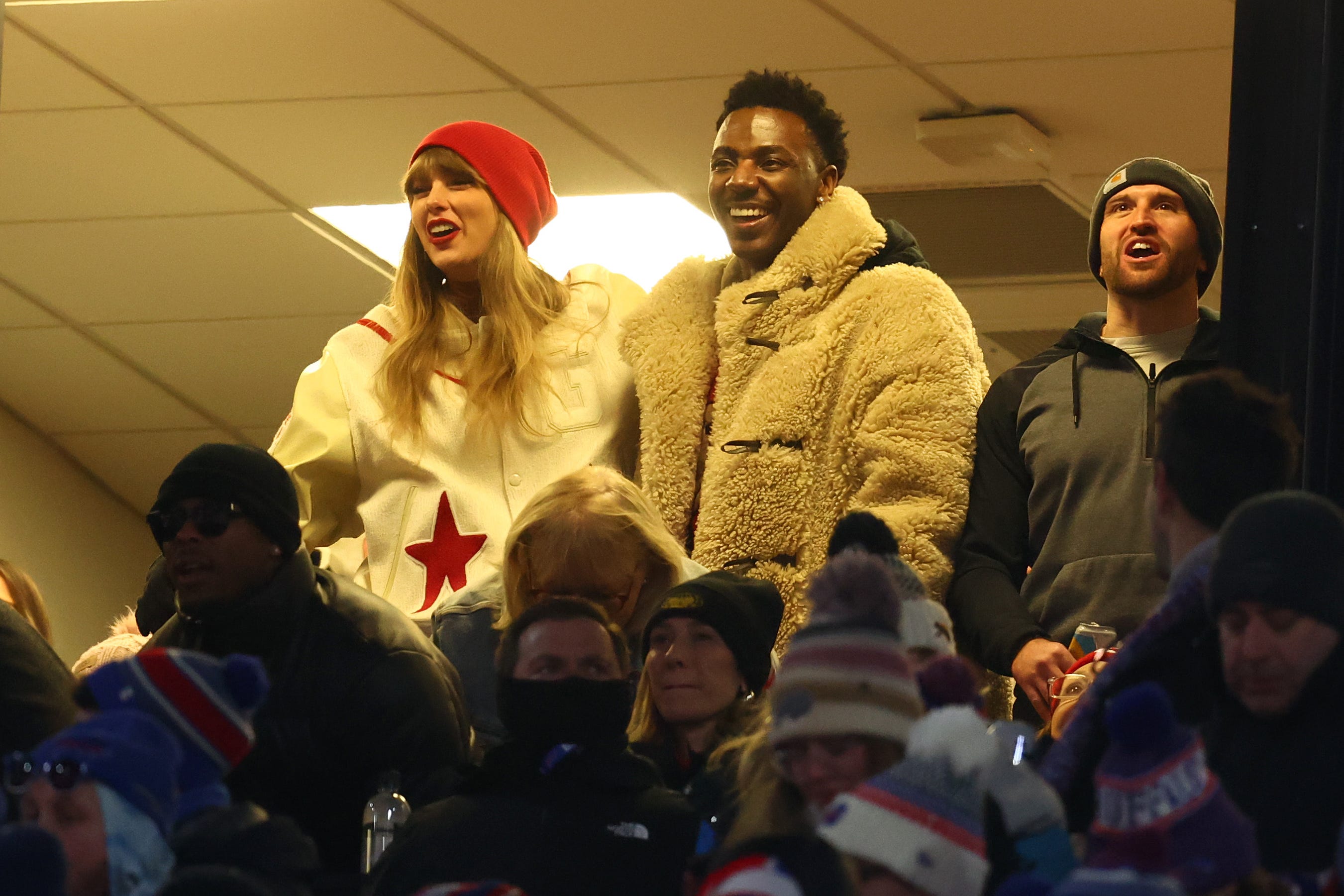 Taylor Swift and Travis Kelce: Inside look at the life of a showgirl's ...