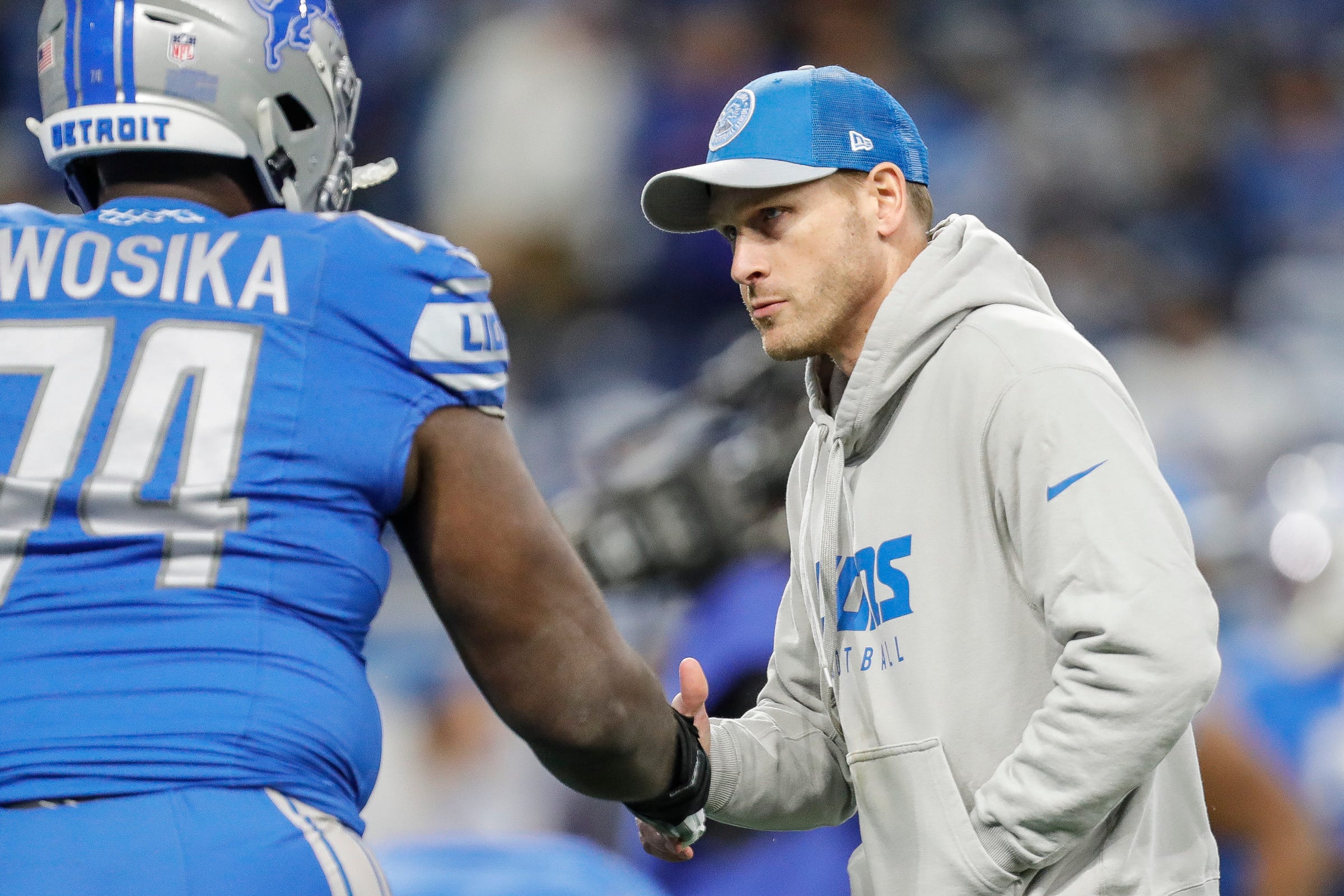 Detroit Lions re-sign backup offensive lineman Kayode Awosika