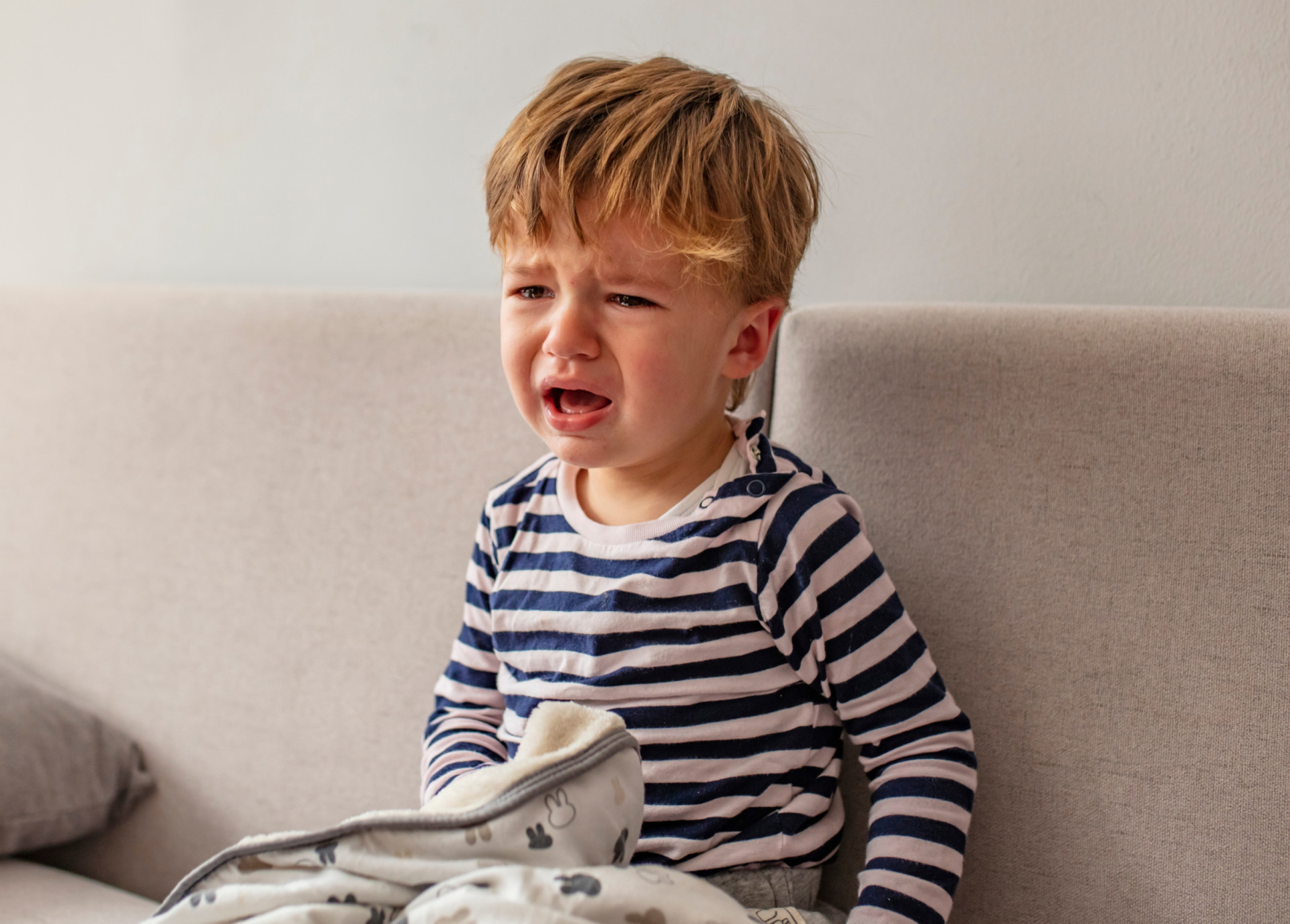 Why children cry and how to calm them down