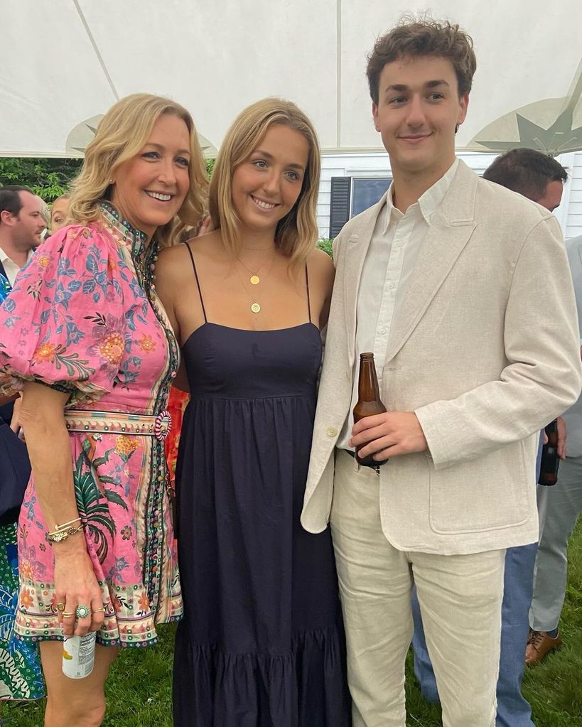 Lara Spencer's daughter is breathtaking at brother's graduation — see ...