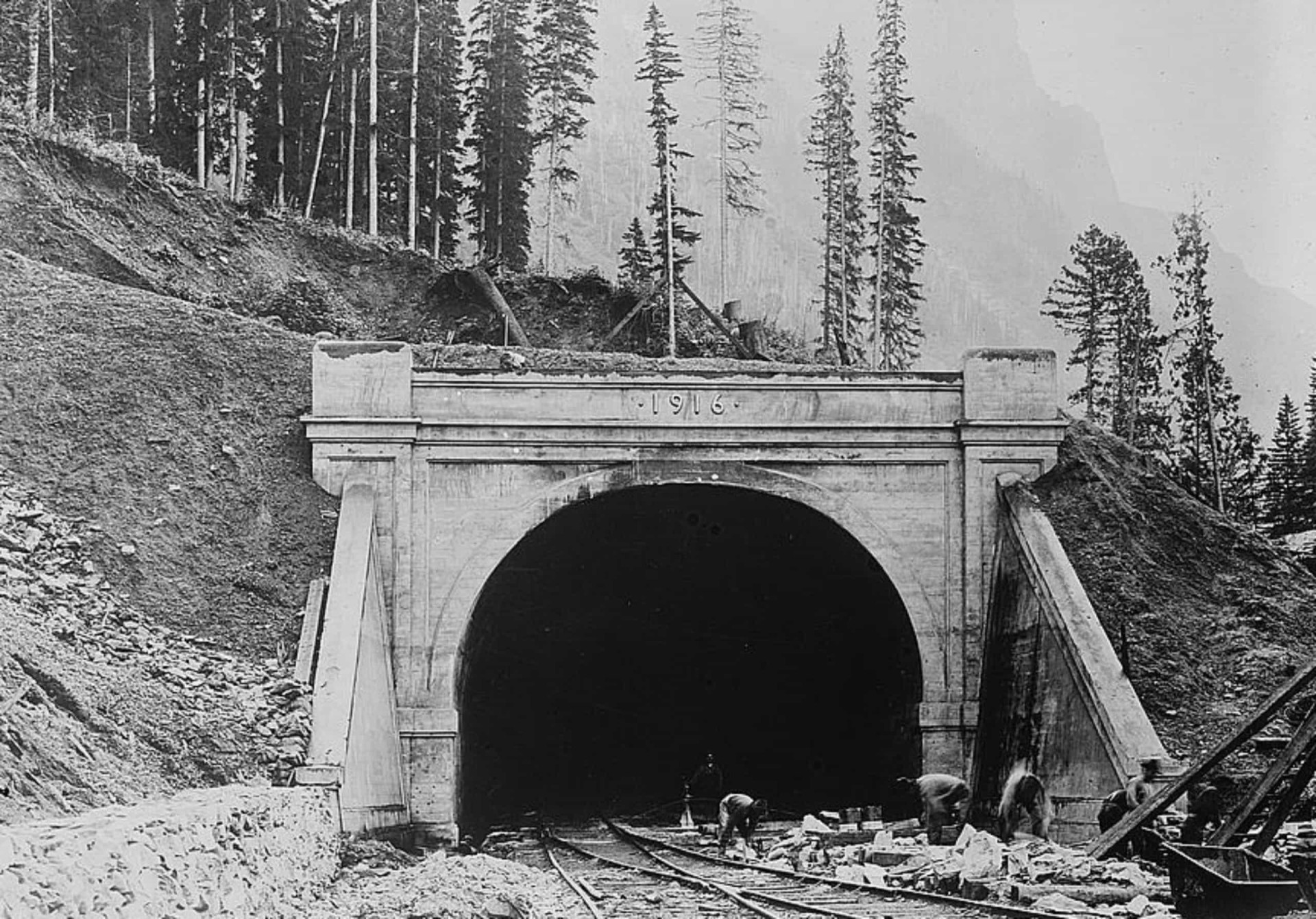 Tunnel vision: how they built some of the world's most amazing railway ...