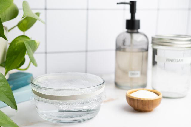 How to Make Gnat Traps: 5 Best Methods