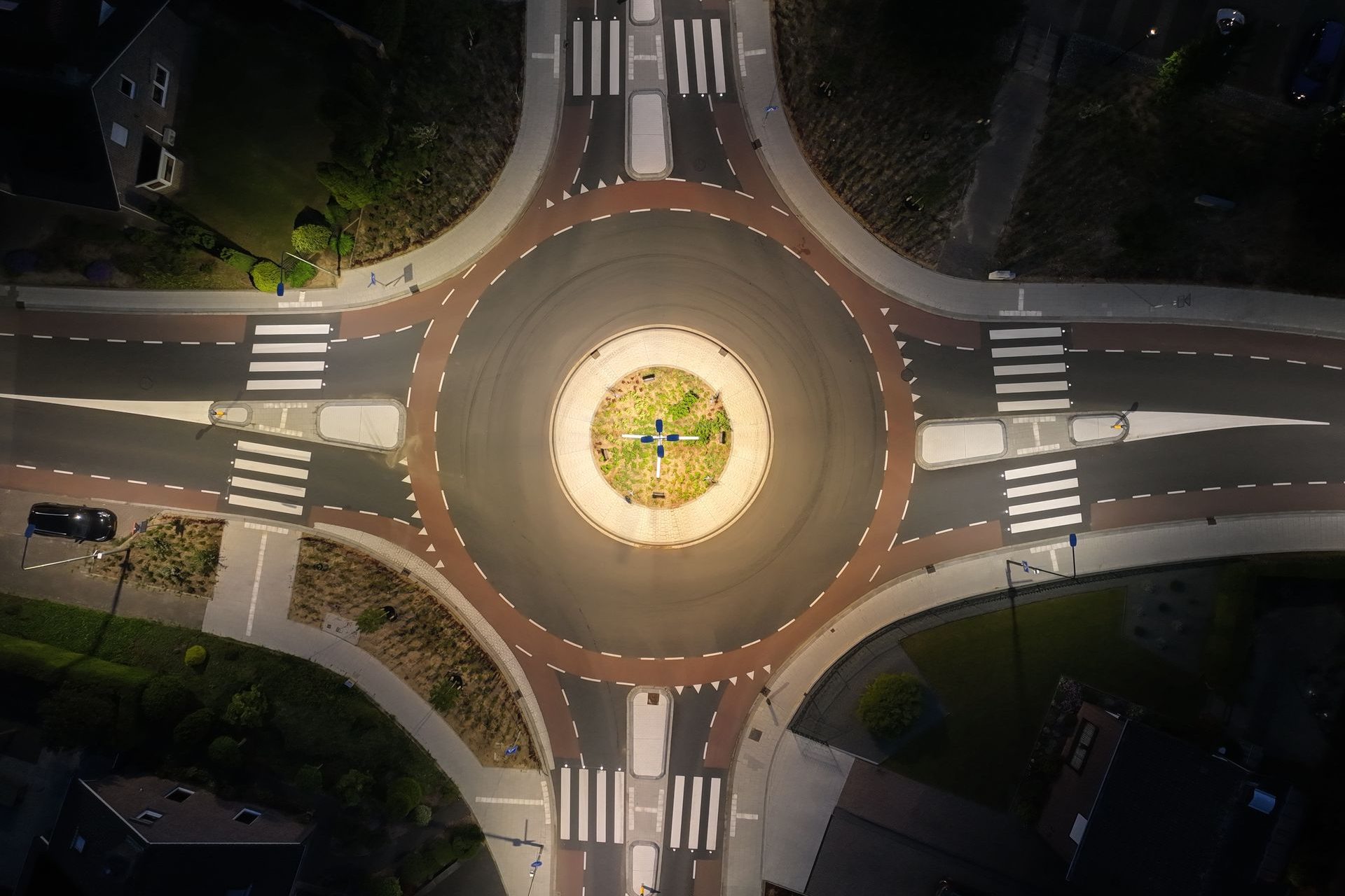 Which countries in the world have the most roundabouts?