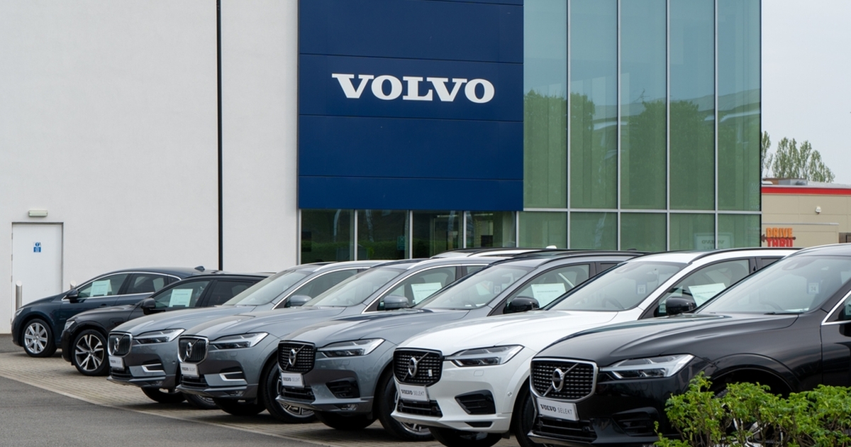 Filled with Flaws: Volvo Recalls Its Brand-New Electric Flagship
