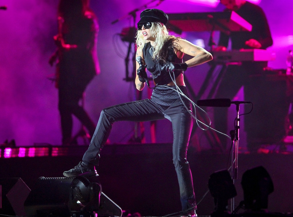 30 Fascinating Facts About Miley Cyrus