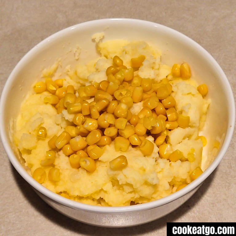 Easy meatball potato bowls