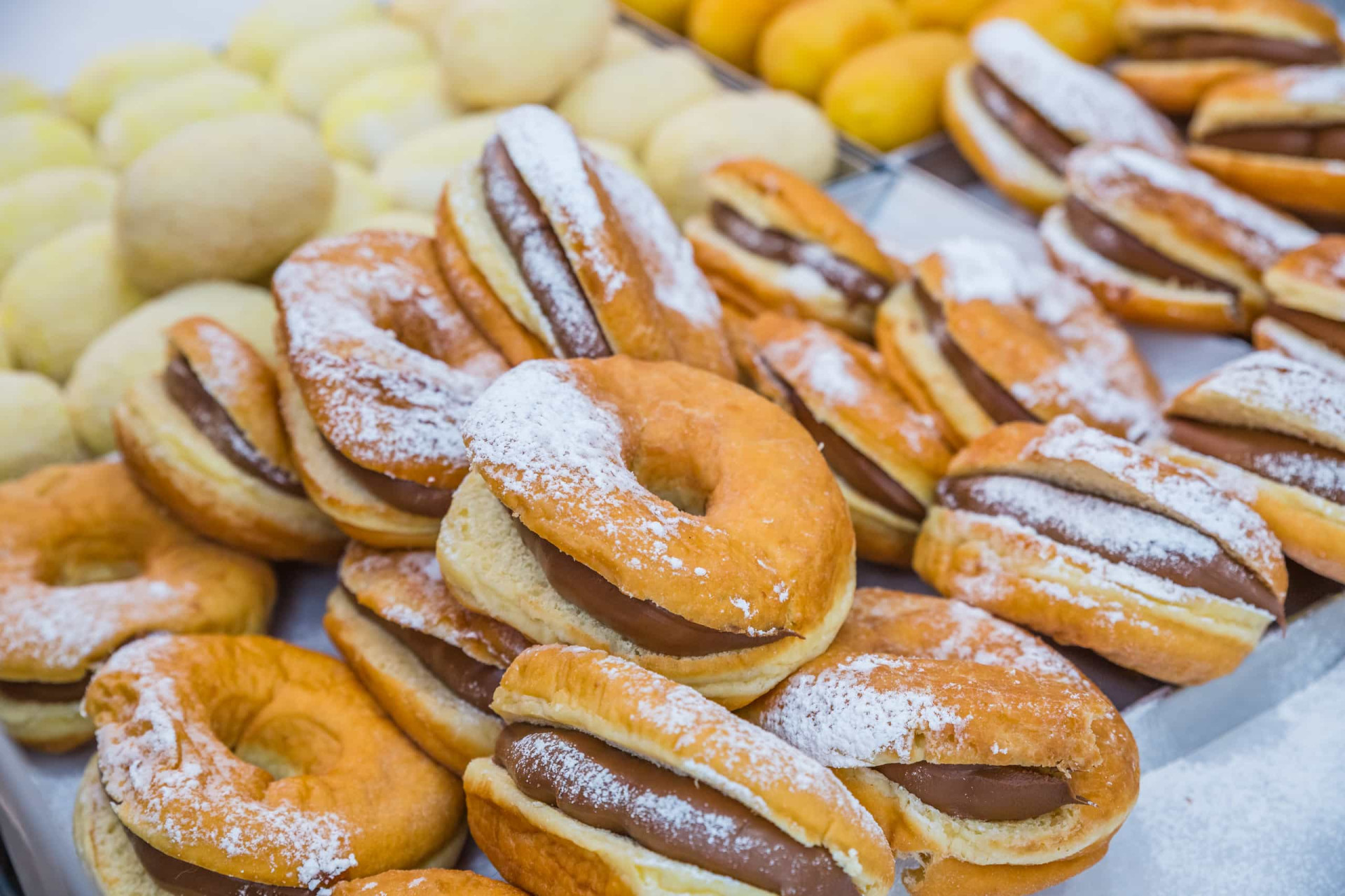 The absolute best ways to serve Nutella