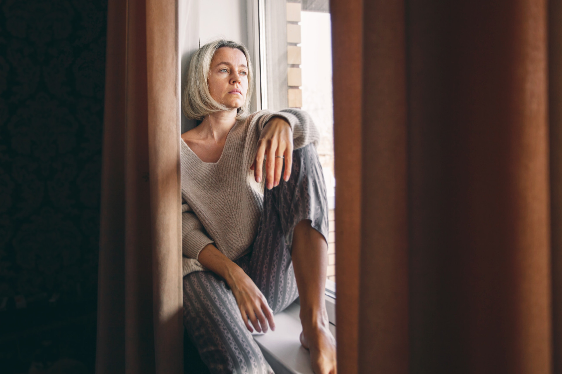 How to be more emotionally available in your relationships