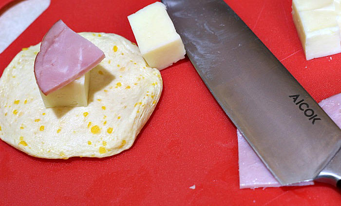 Cheesy biscuit pizza rolls! A kid favorite!