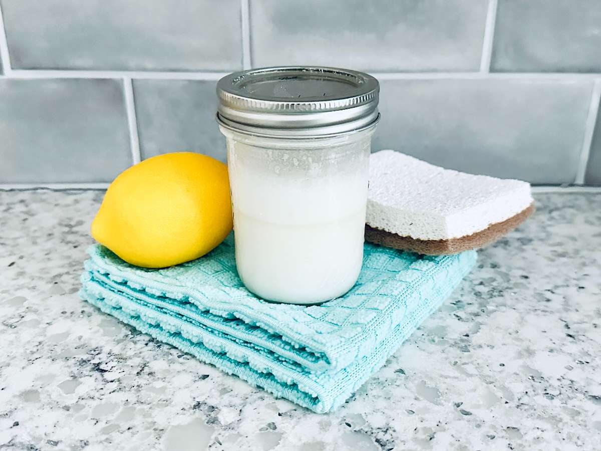 Easy DIY grout cleaner