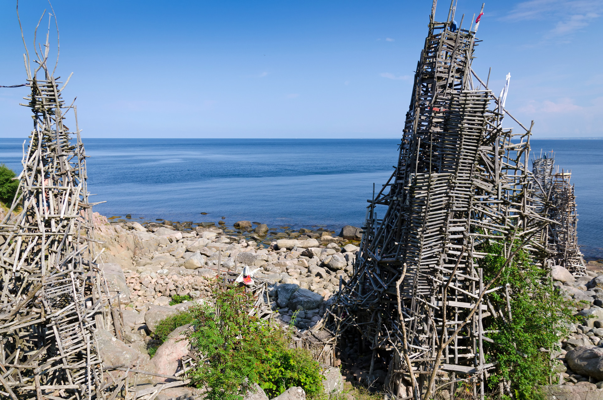 Weird facts on the world's most mysterious countries