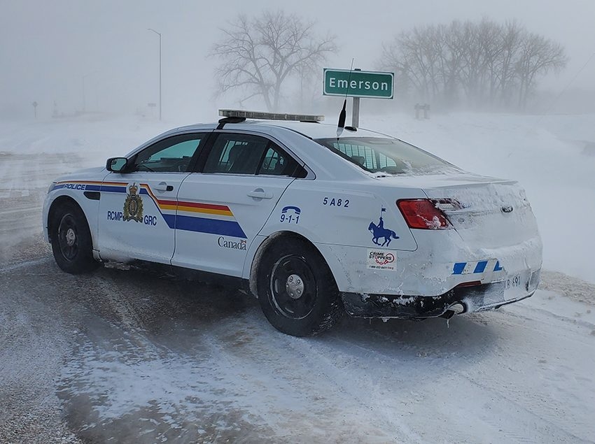 RCMP nab six illegal border crossers near Emerson