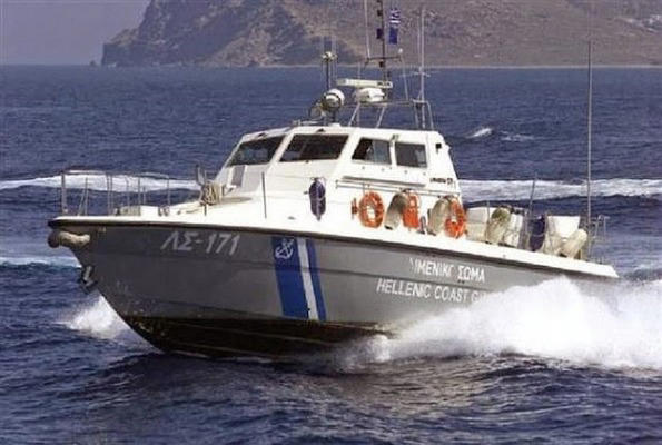 Καταδίωξη σκάφους στη Σάμο από το Λιμενικό