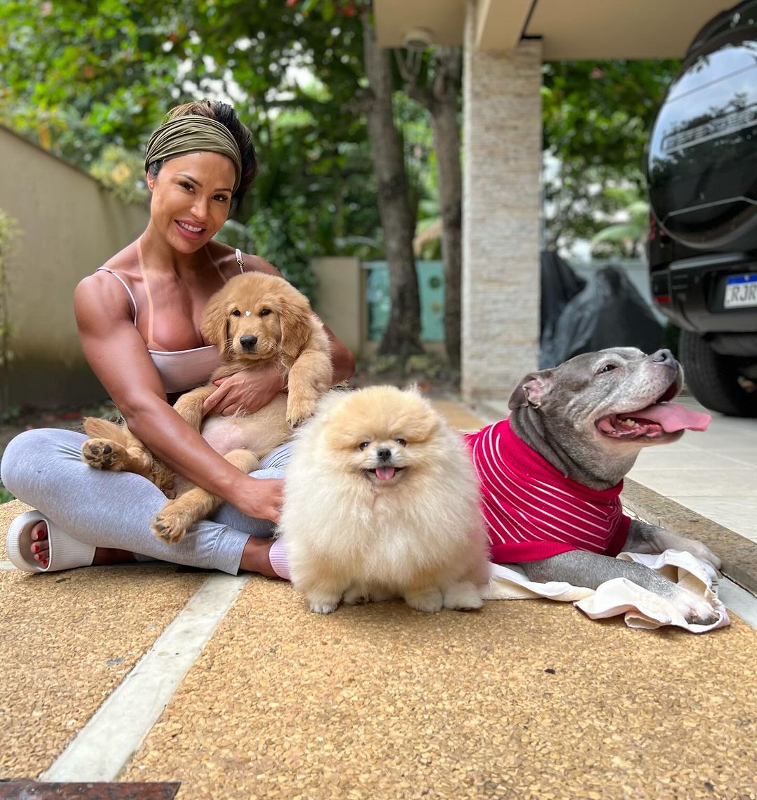 Gracyanne Barbosa revela o motivo de ter aceitado ser dançarina do ...