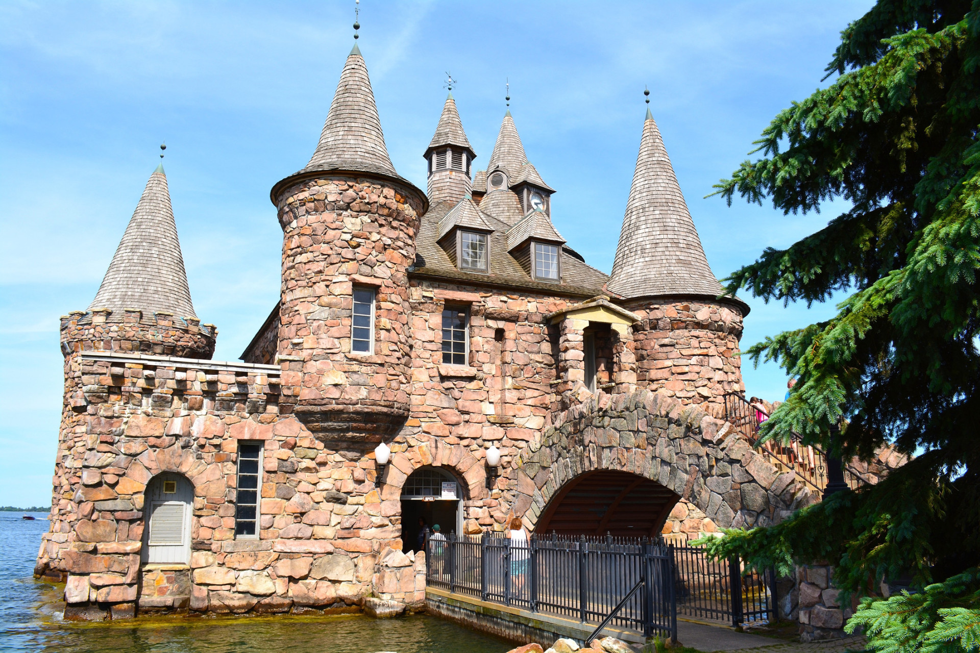 Fairy-tale destinations found only in the USA
