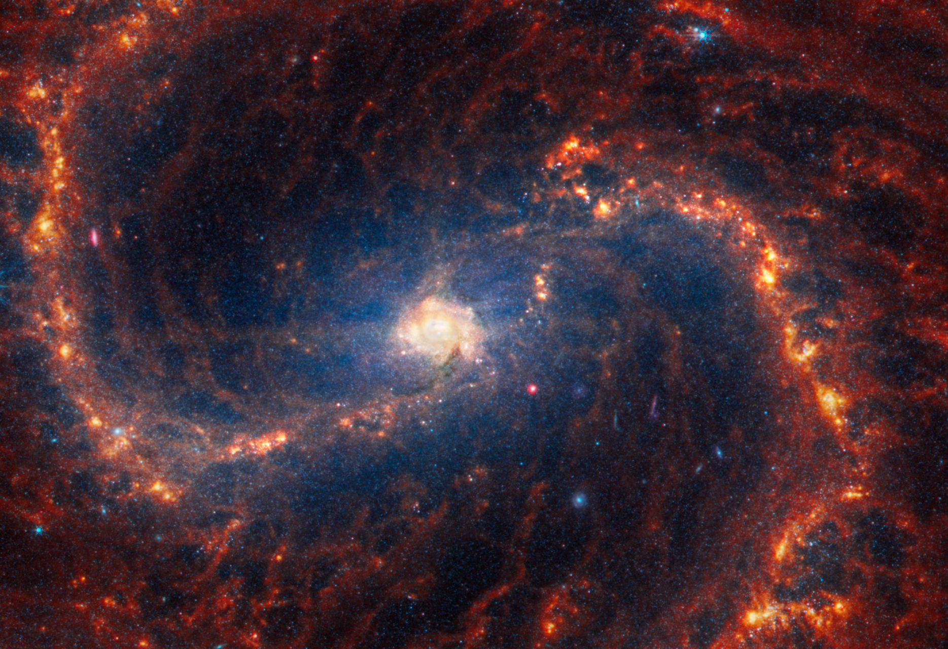 Nuove incredibili immagini delle galassie del nostro universo