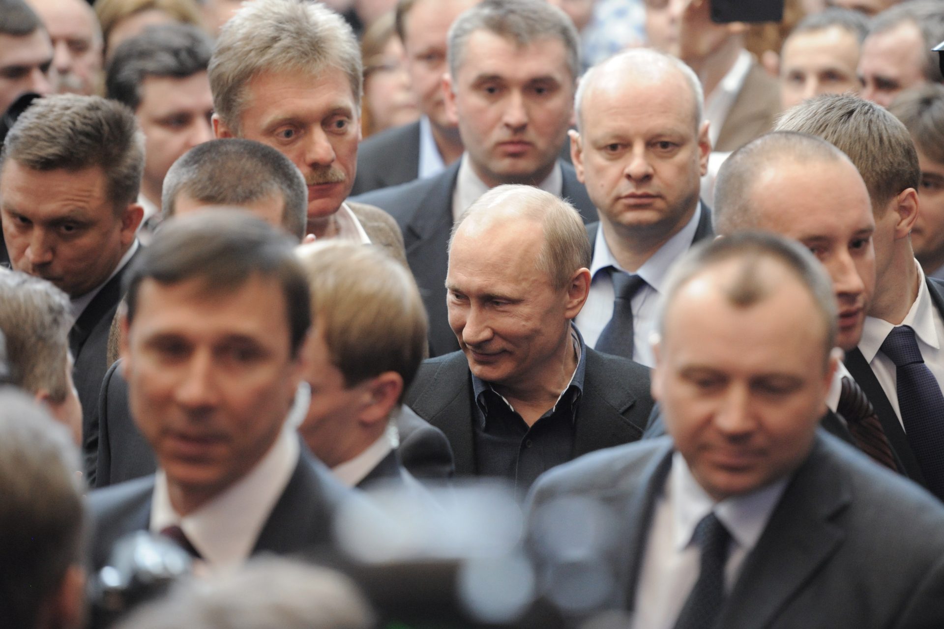 Paranoid Putin: Russia's leader goes to extreme lengths to stay safe