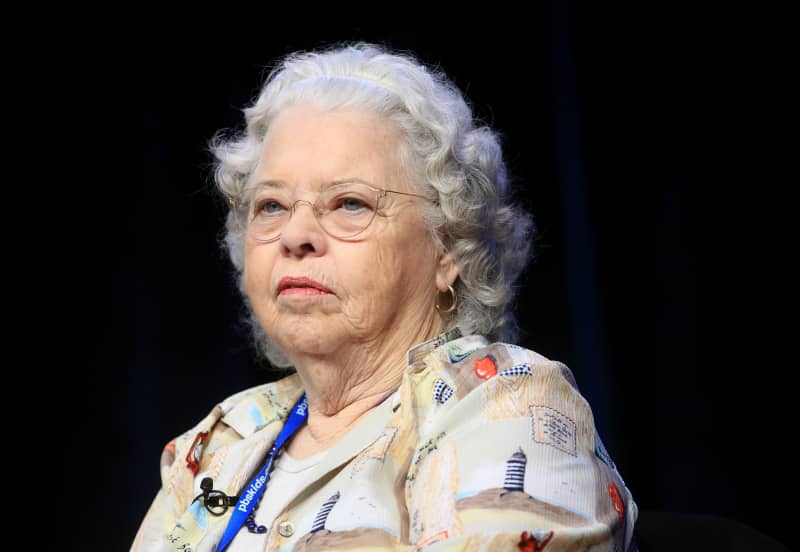 'Mister Rogers' Neighborhood': Fred And Joanne Rogers' Love Story