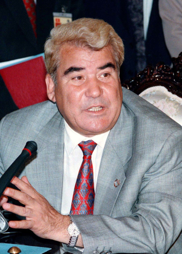 Netiquette rules everyone should follow for smooth online interactions