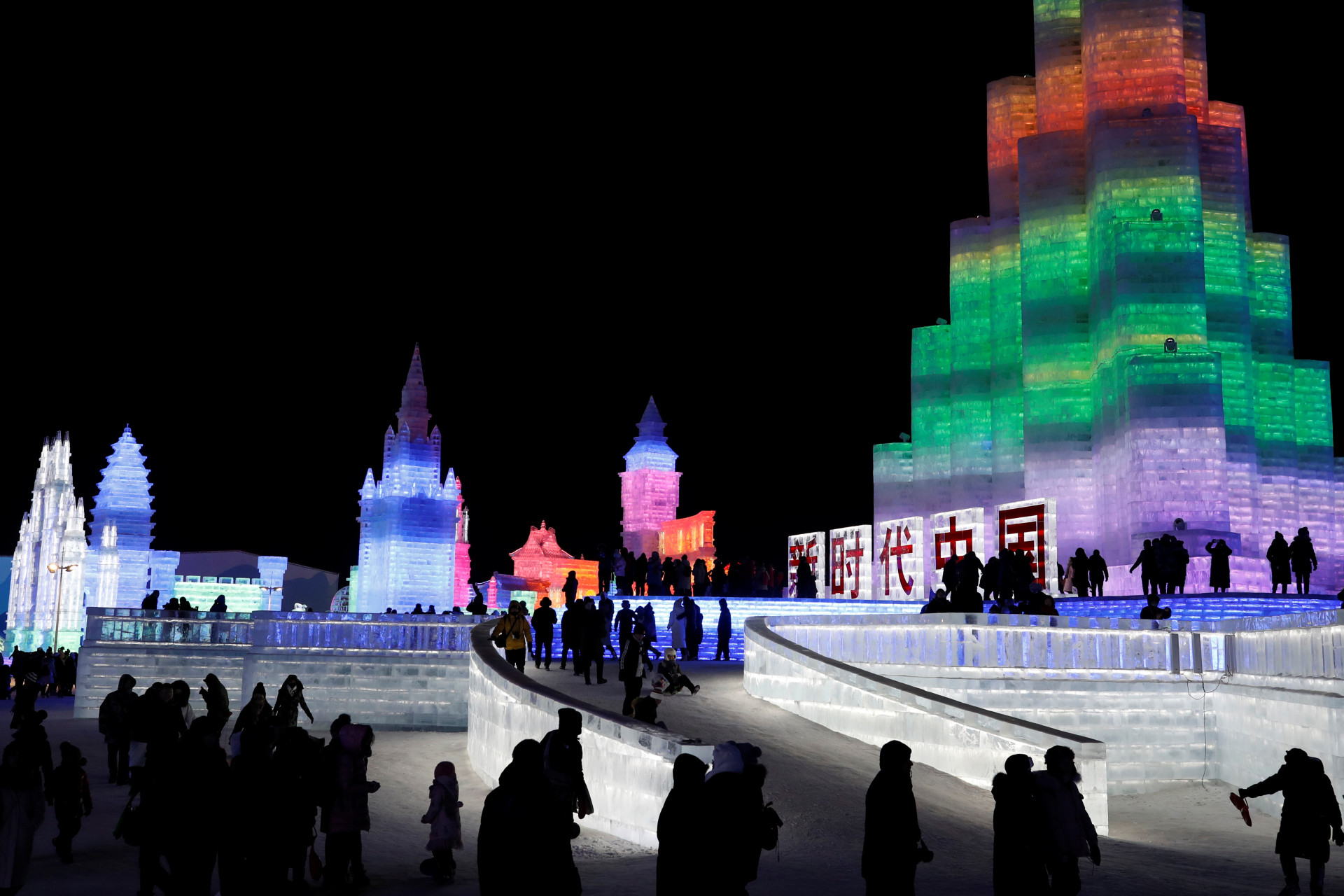 In pictures: China's magnificent city of ice